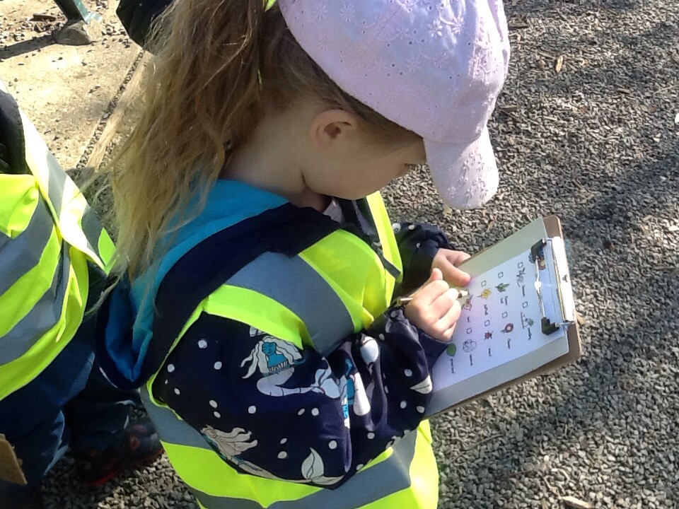 Nature bugs – Bugbrooke Pre-School